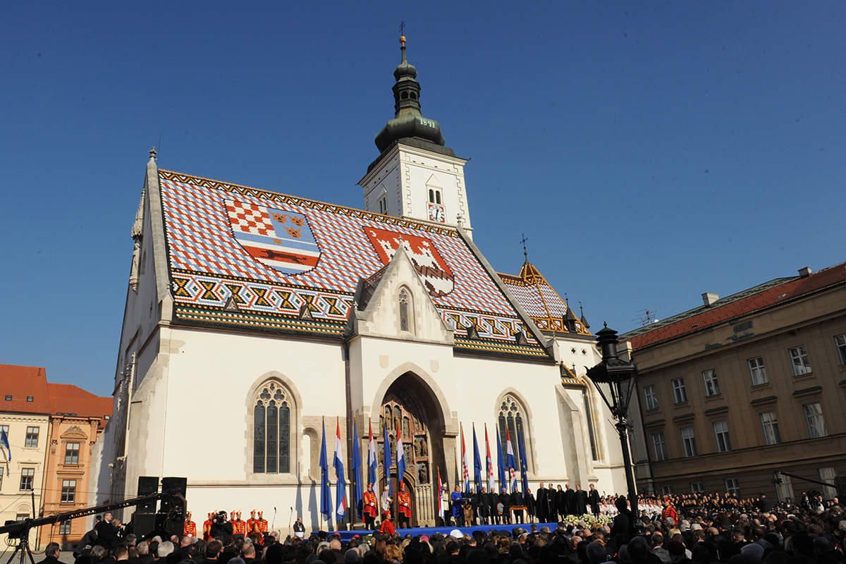 Croatian PM Zoran Milanović and other members of Croatian Government ...