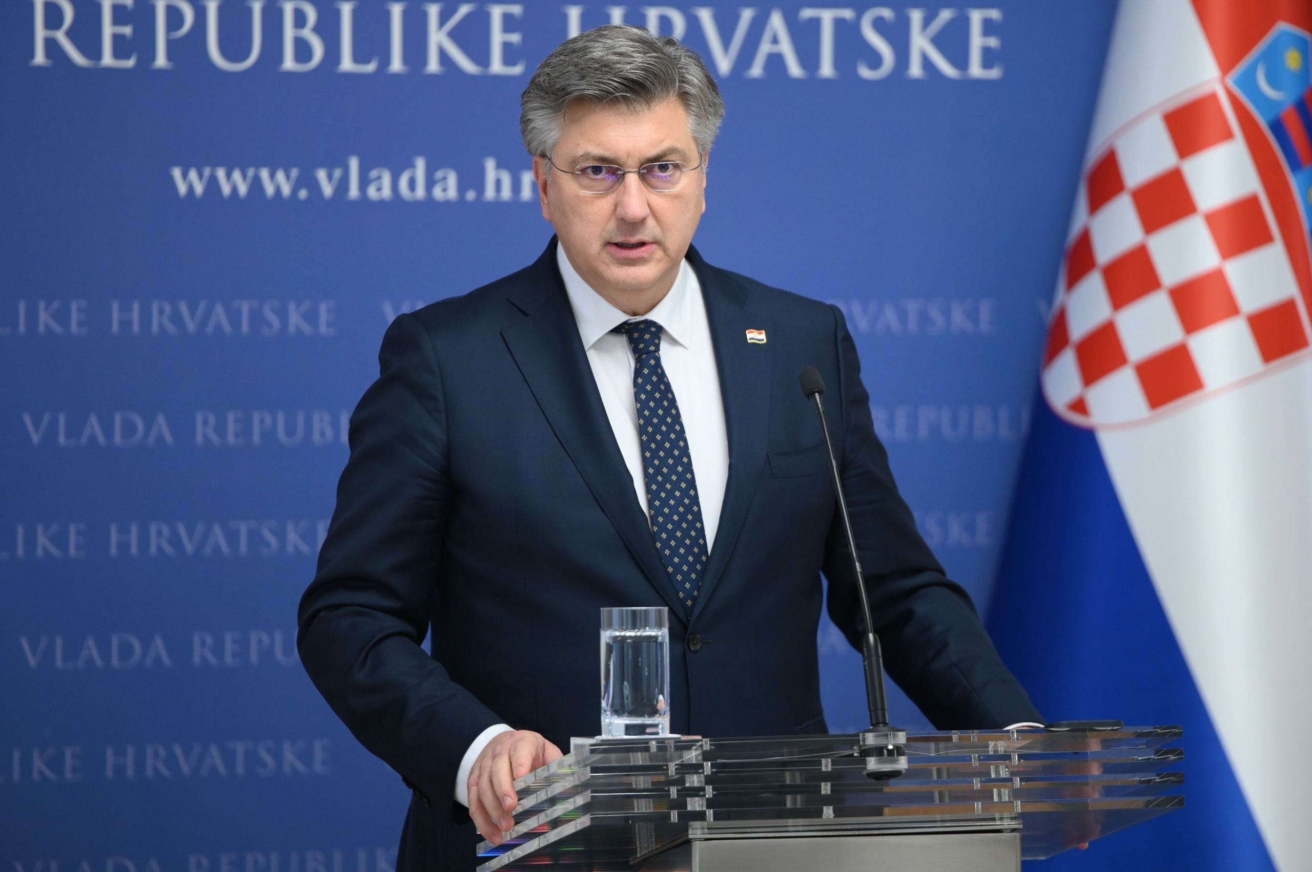 Vlada Republike Hrvatske - Zahvaljujući snažnom rastu BDP-a Hrvatska će imati sredstava za veća ...