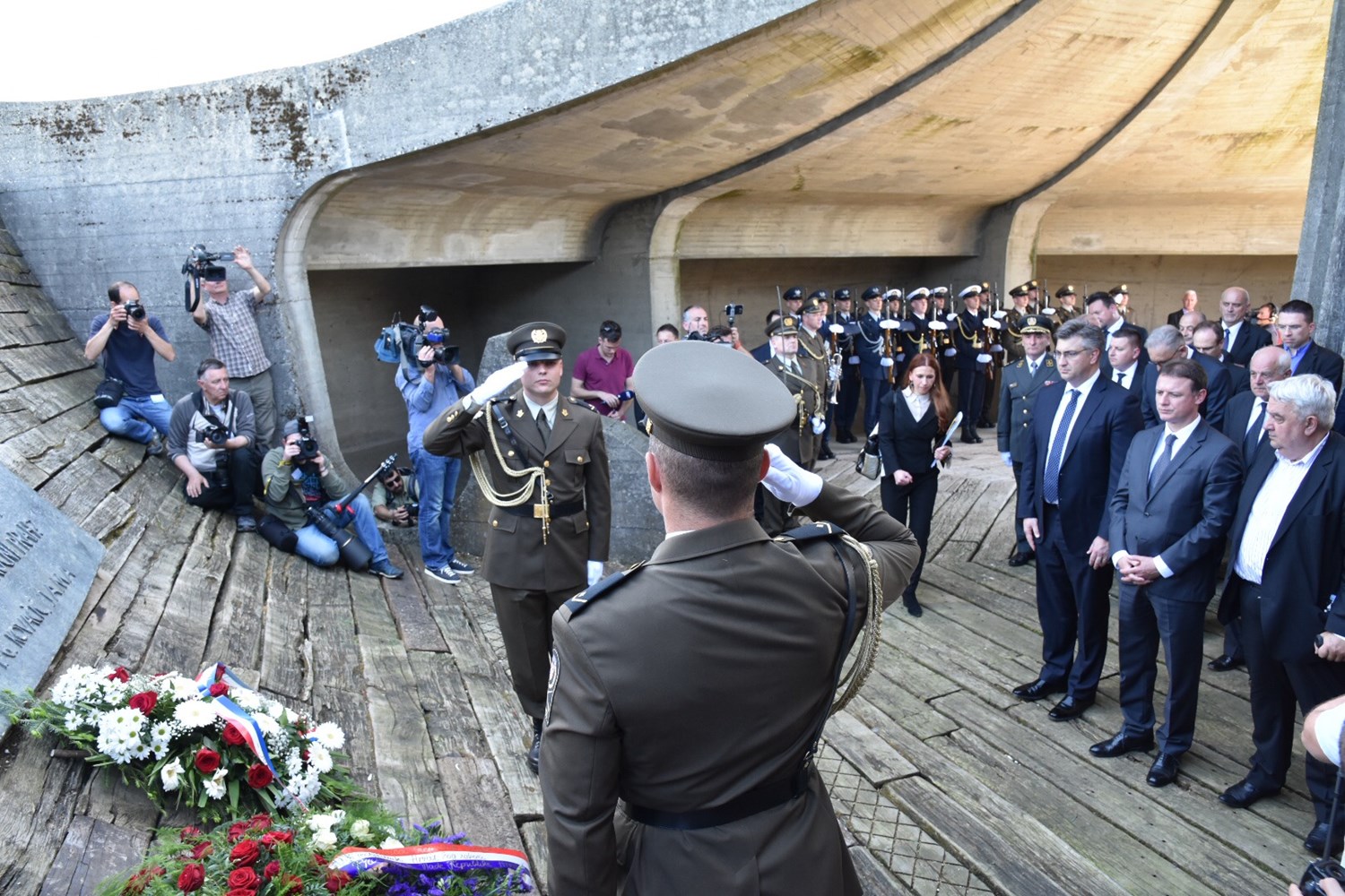 Government of the Republic of Croatia - PM in Jasenovac: We pay ...